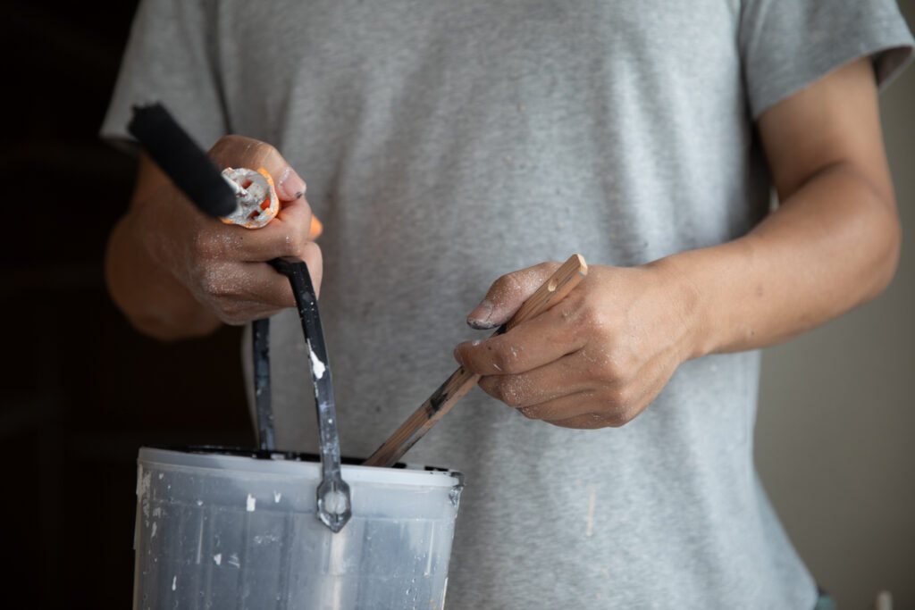 ABOUT – 株式会社 DOOR NAIL